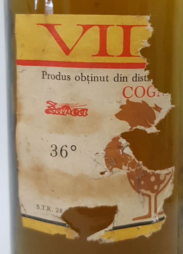coniac Zarea, sticlă de 0,5l STAS 1982, sigilată – kolectionarul.ro